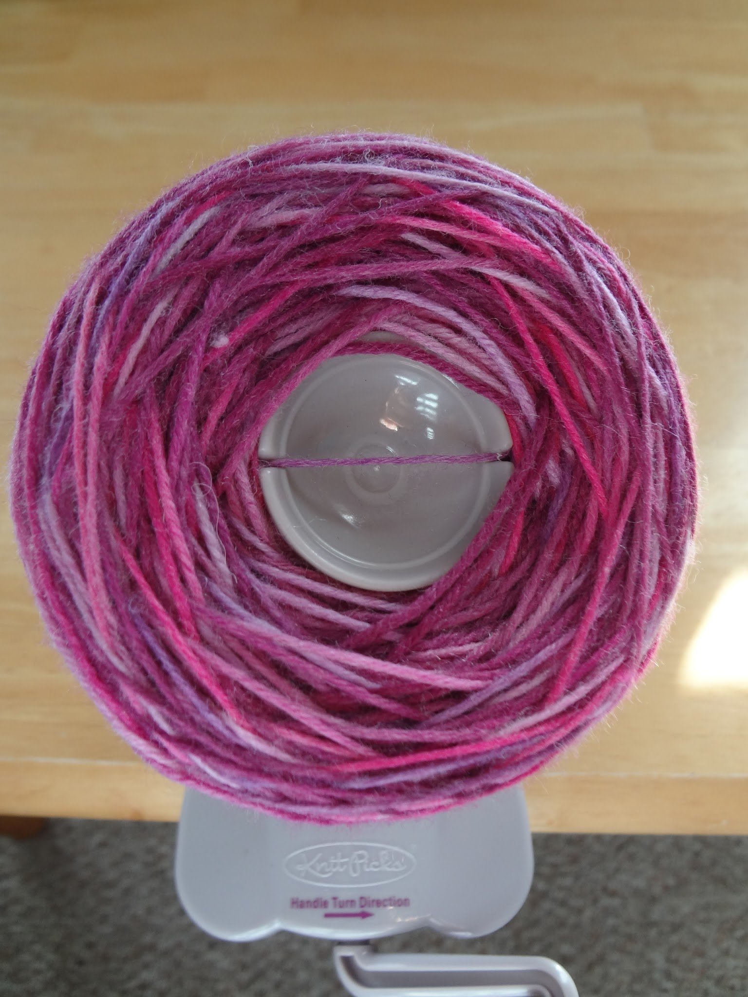 How to Wind Your Yarn the Easy Way! • Free Crochet Patterns and Tutorials