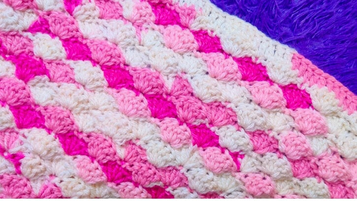 Easy Crochet Shell Stitch Blanket Pattern + Video • Free Crochet ...