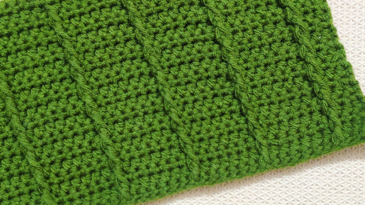 Simple Climbing Posts Blanket
