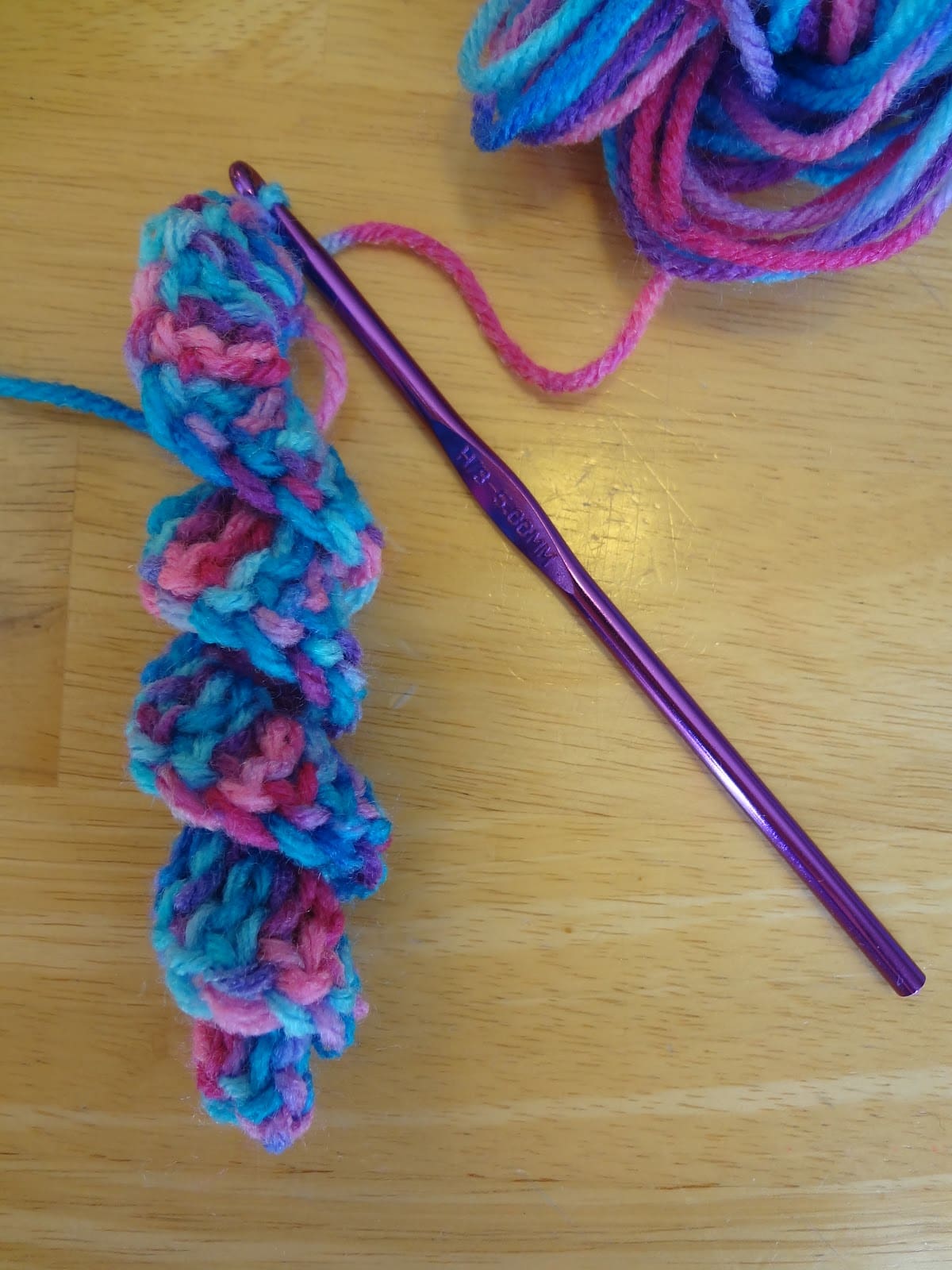 How to Crochet a Curlicue + Video Tutorial • Free Crochet Patterns and ...